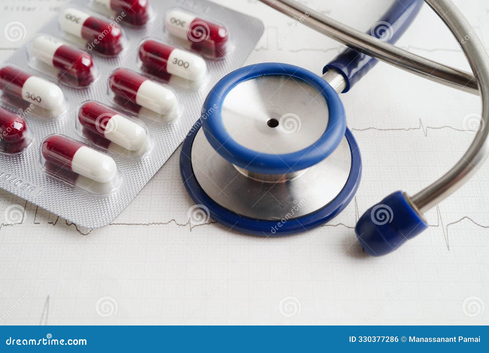 Stethoscope on Electrocardiogram (ECG), Heart Wave, Heart Attack ...