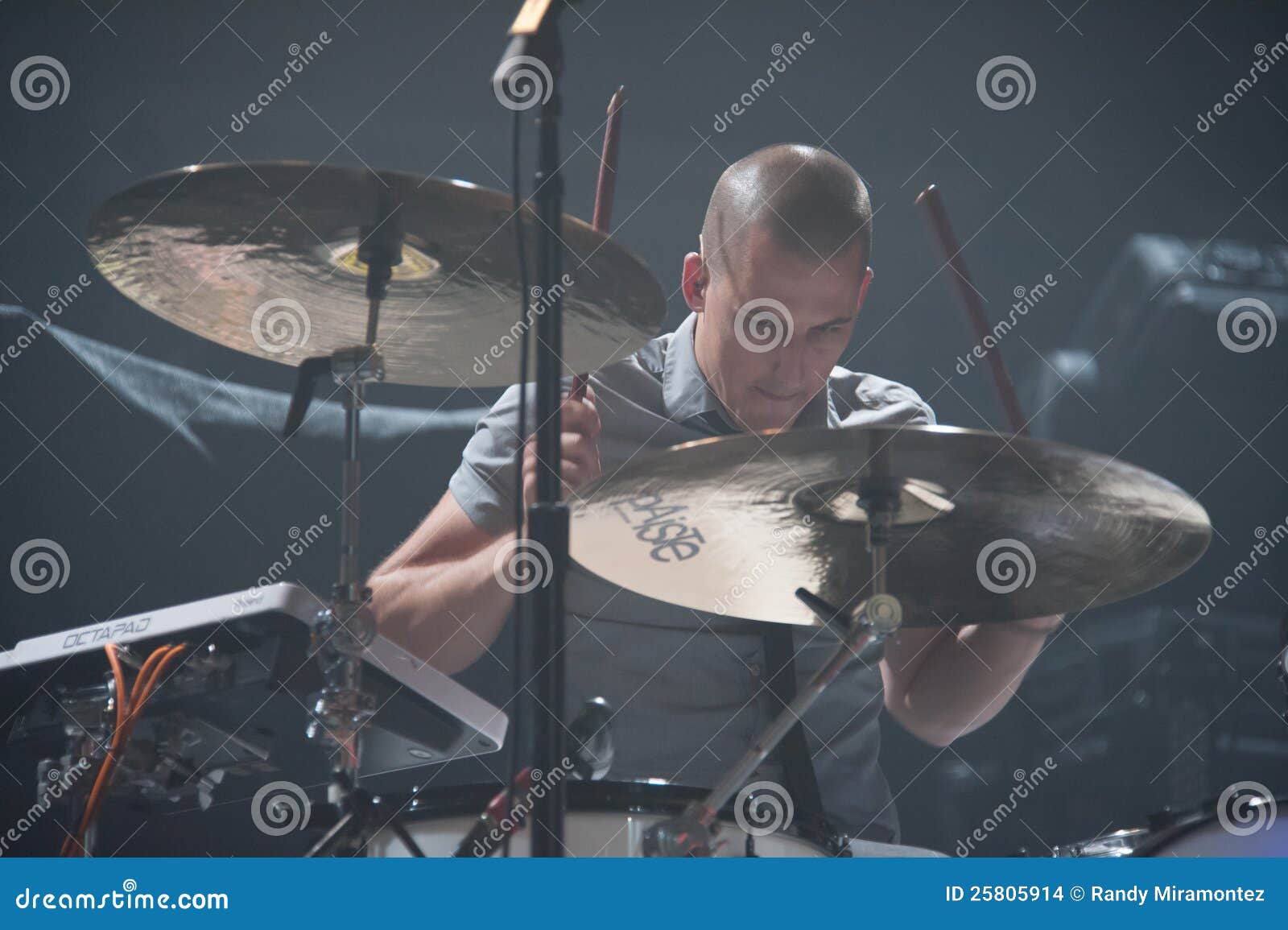 Steve Goold editorial stock image. Image of city, rockband - 25805914