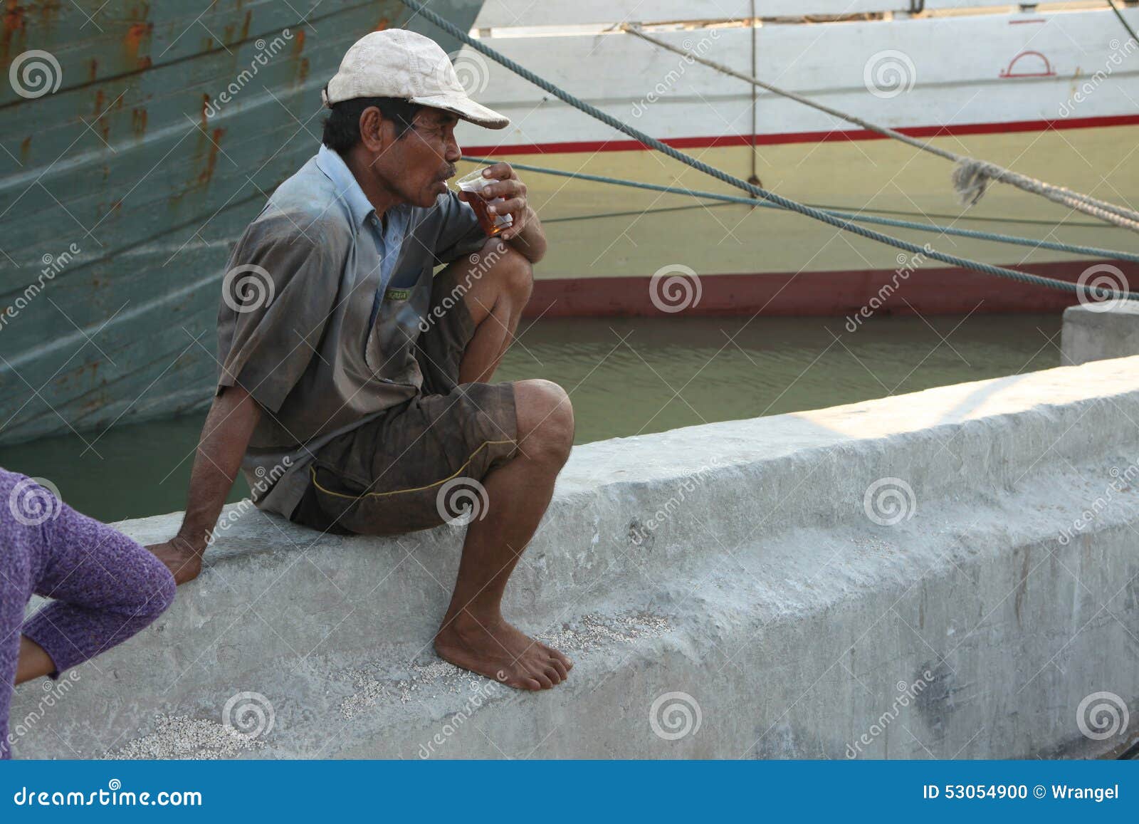 Stevedore in Jakarta, Central Java, Indonesia. Editorial Image - Image ...