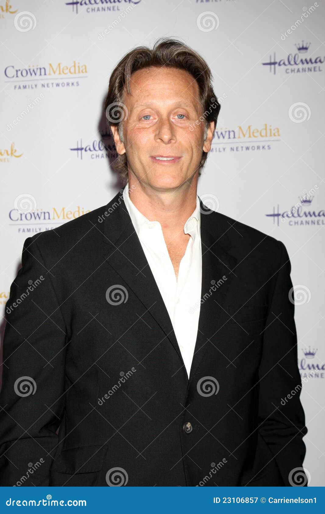 Steven Weber editorial photography. Image of channel - 23106857