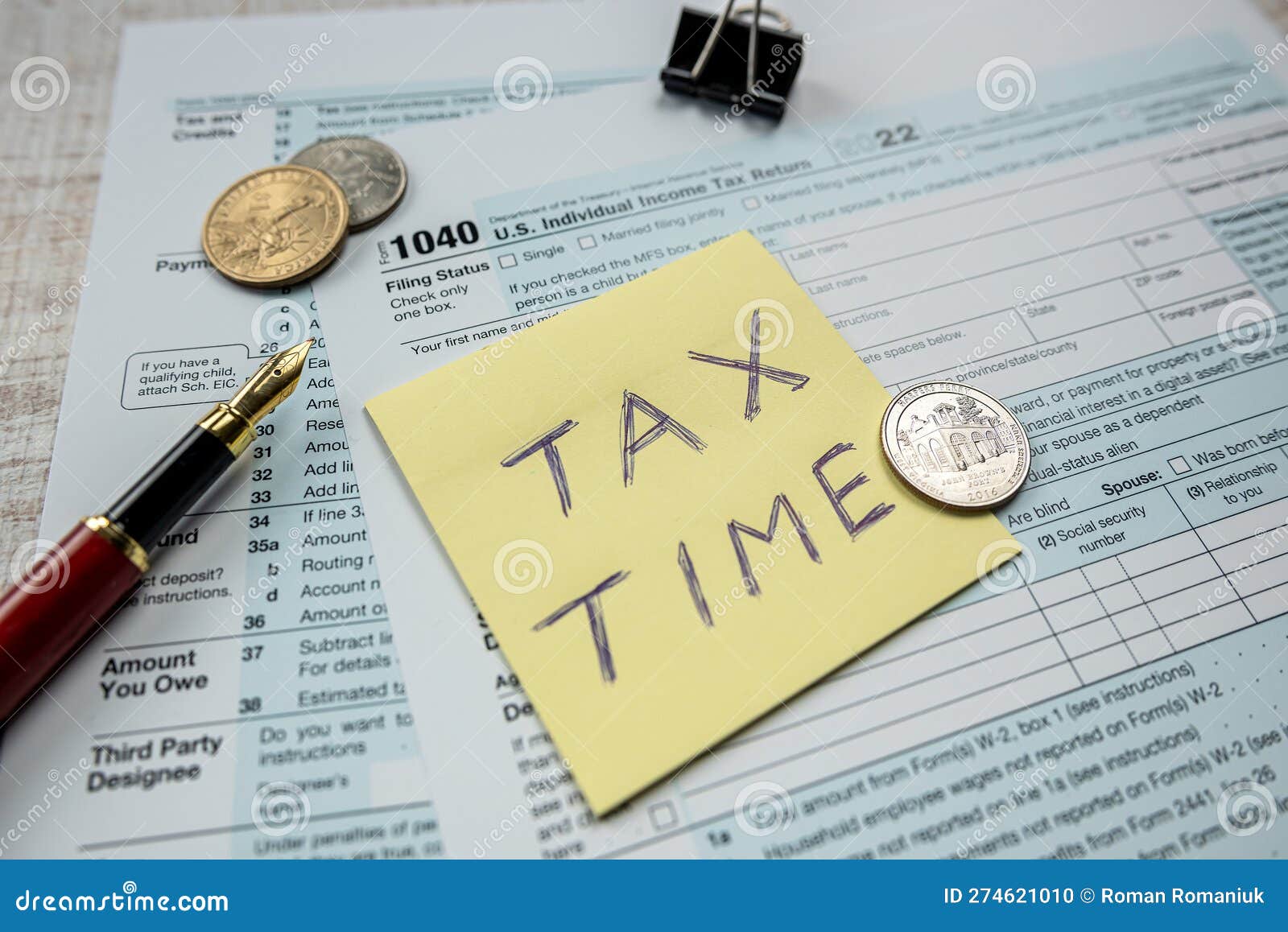 Sticker with Text TAX TIME with 2022 Blank 1040 Tax Form Editorial ...