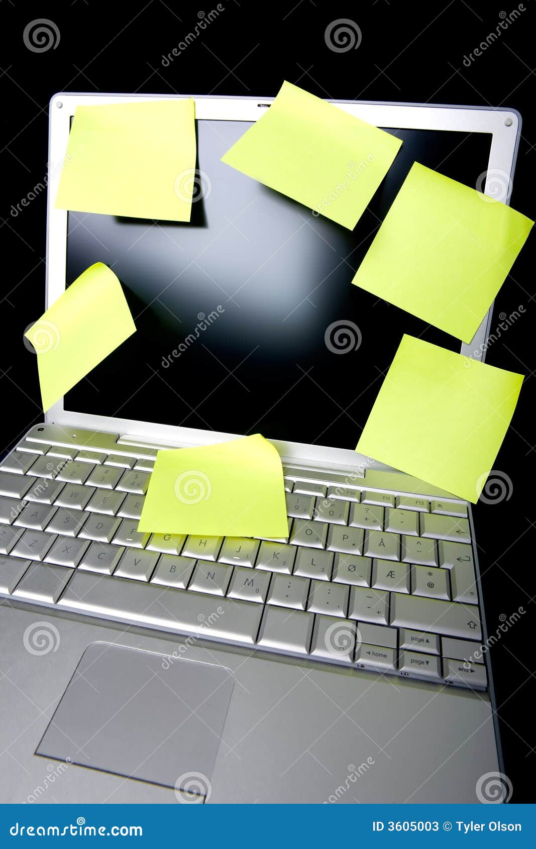 Sticky Note on Computer stock image. Image of list, notebook - 3605003