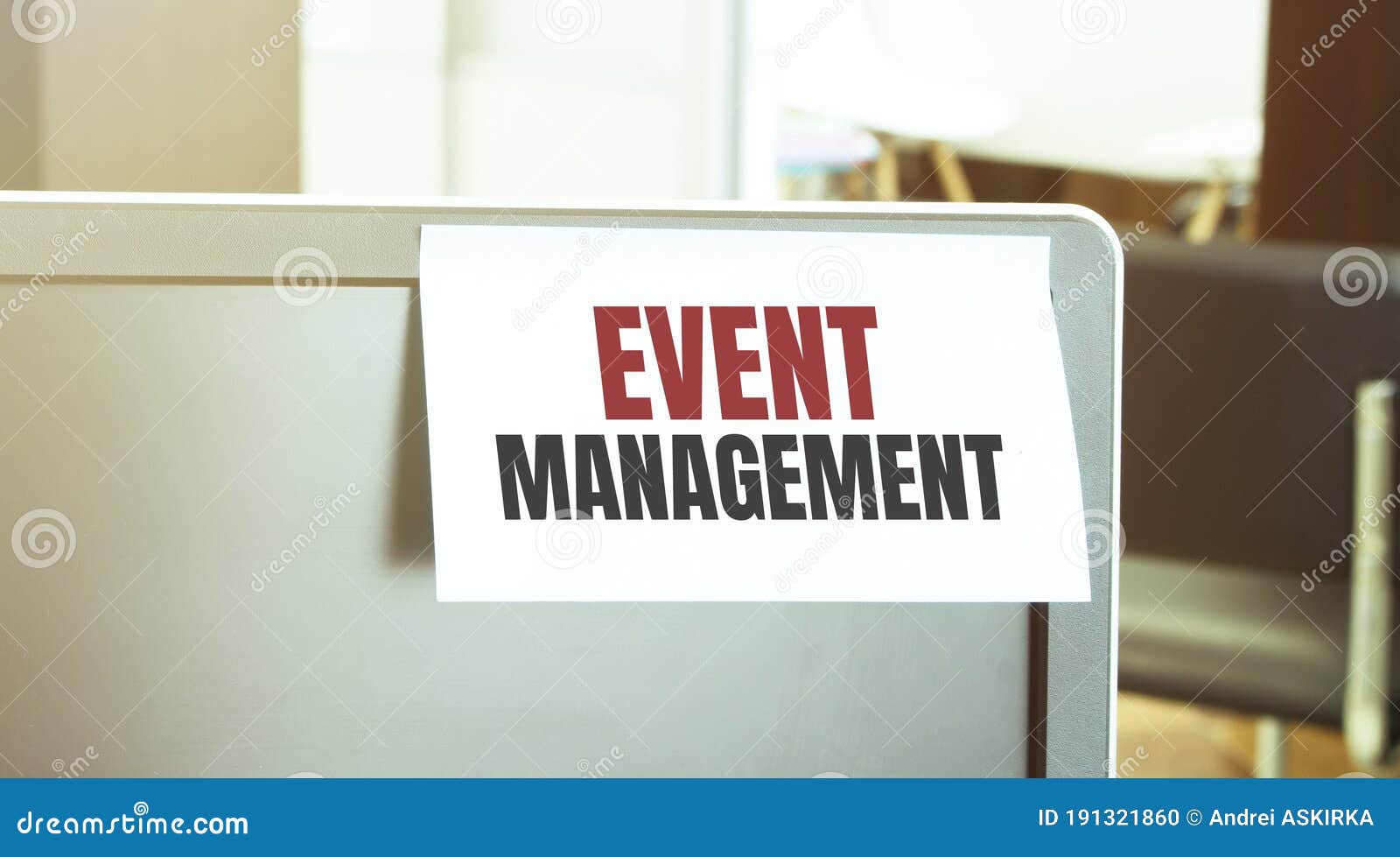 Sticky Note on the Computer. Text EVENT MANAGEMENT Stock Photo - Image ...