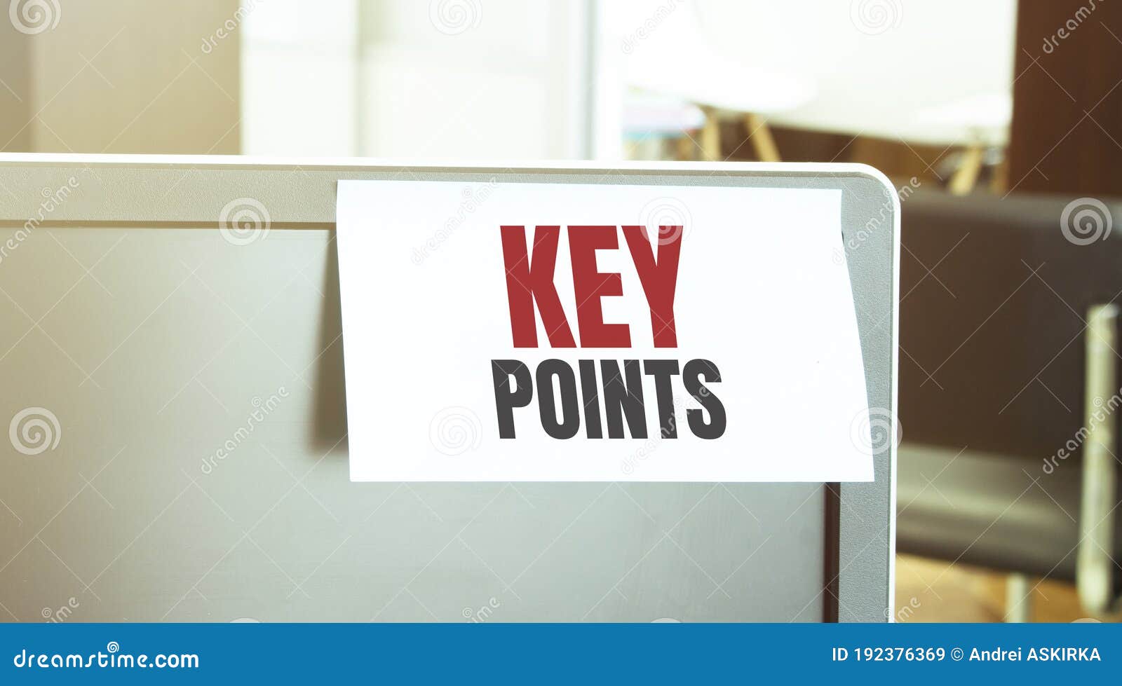 Sticky Note on the Computer. Text KEY POINTS Stock Image - Image of ...