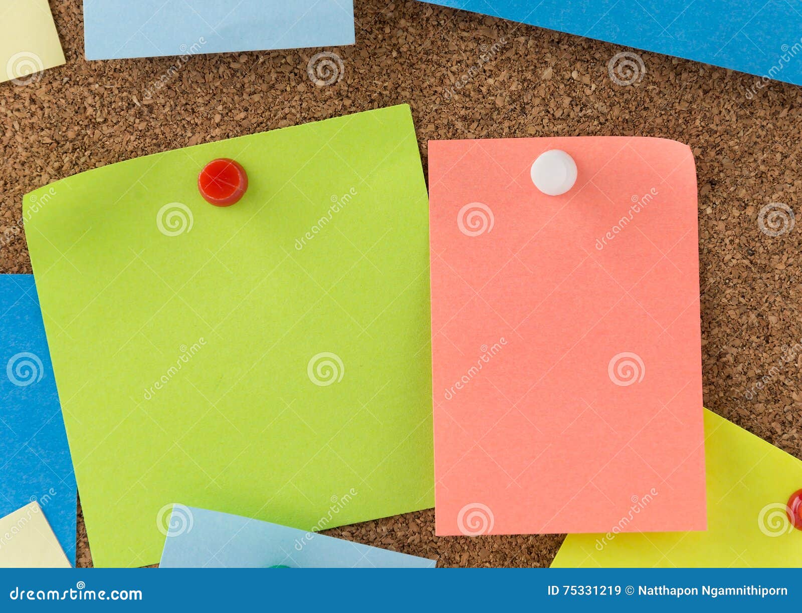 Sticky note on cork board stock image. Image of business - 75331219