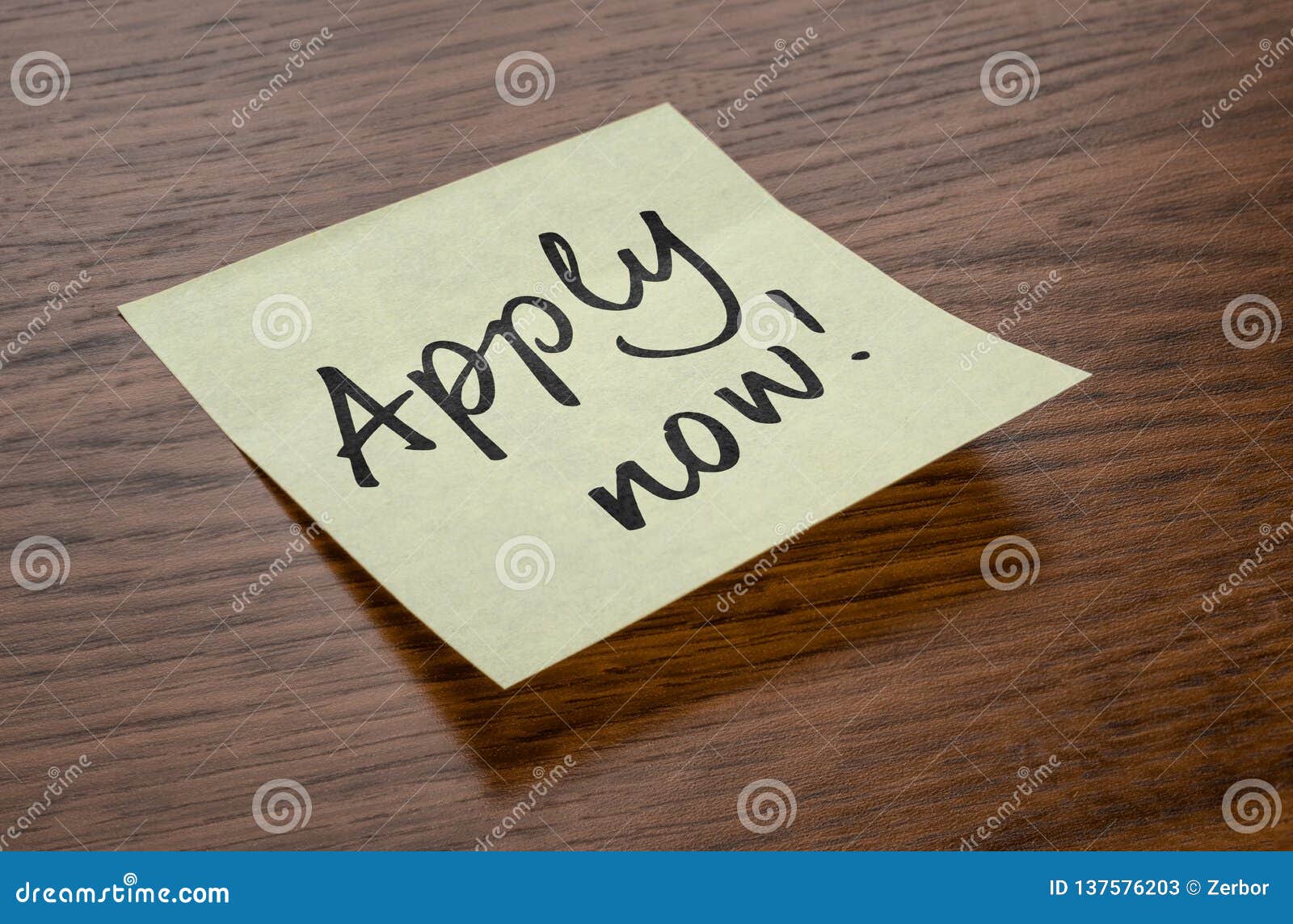 Sticky Note with the Text Apply Now Stock Image - Image of hiring ...