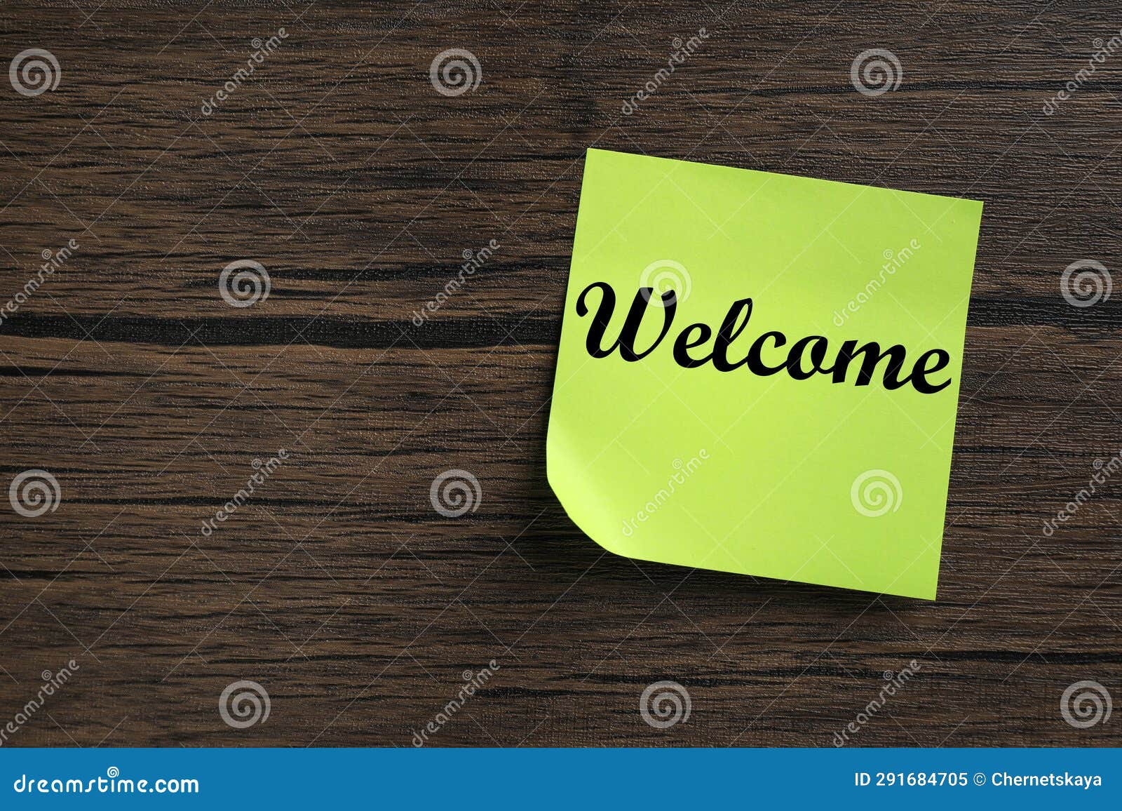 Sticky Note with Word Welcome on Wooden Table, Top View. Space for Text ...