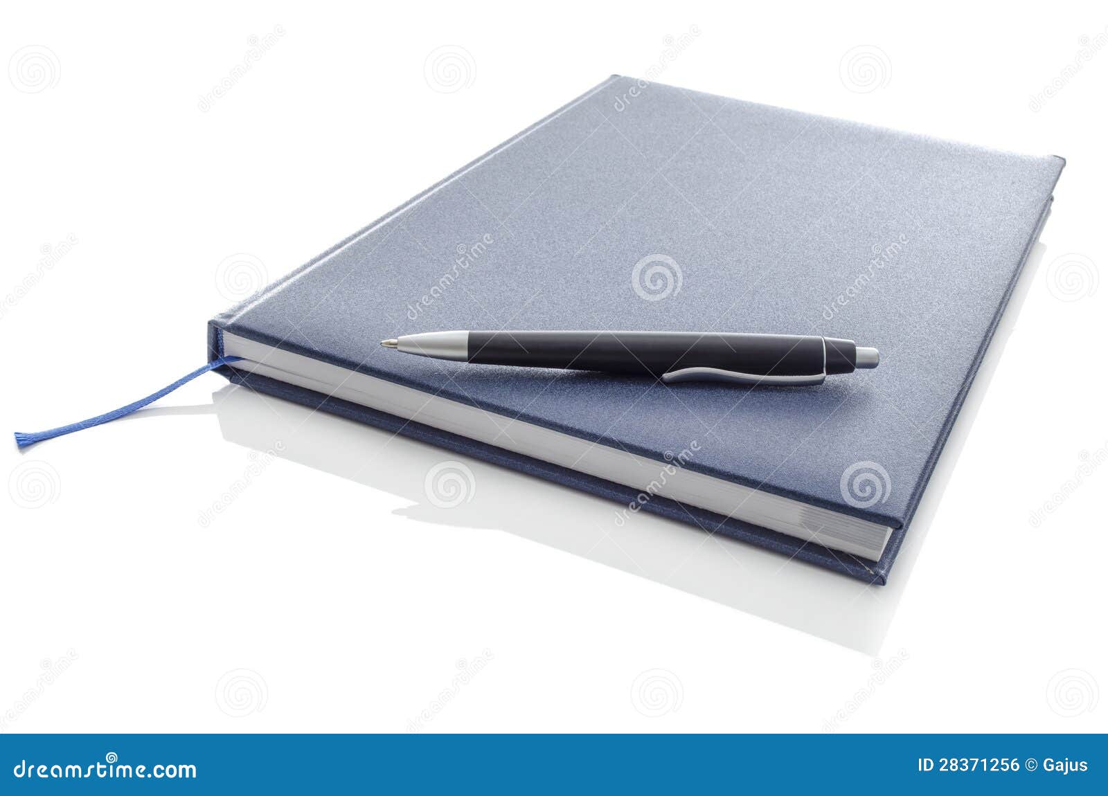 Stift auf blauem Notizbuch stockfoto. Bild von feder - 28371256