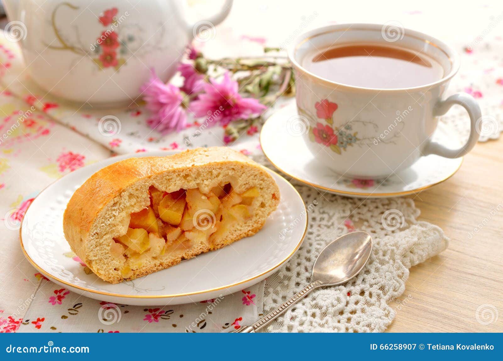 Still Life with Apple Pie and Tea Stock Image - Image of refreshment ...