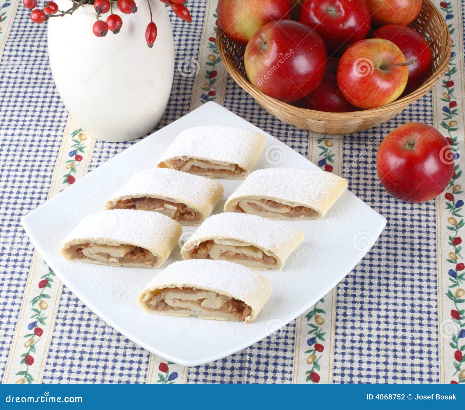 Apple Roll Sandwich, Pizza Dough Stuffed Roll Sandwich Loaded With ...