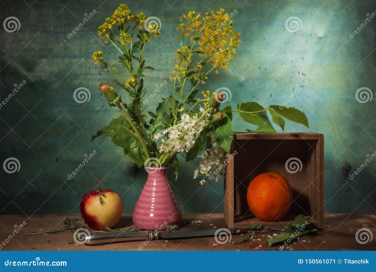 Still life- spring bouquet stock image. Image of life - 150561071