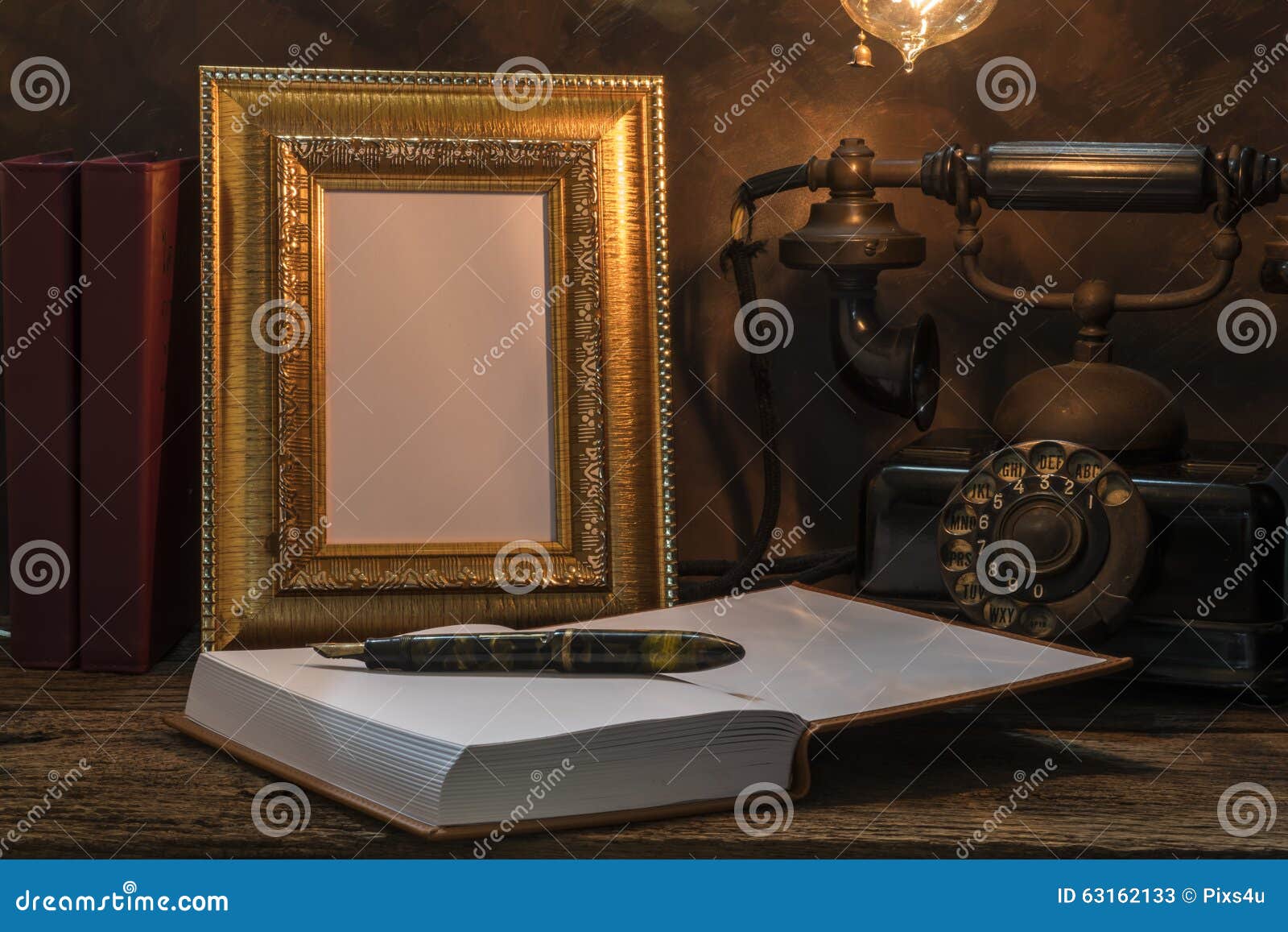 16,844 Vintage Still Life Frame Stock Photos - Free & Royalty-Free ...