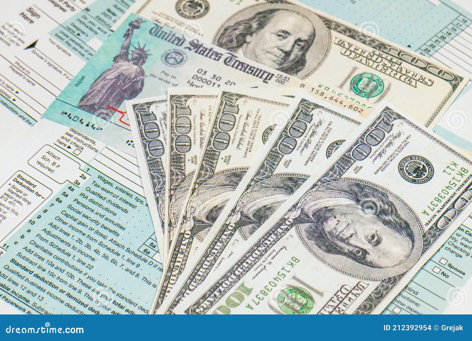 Stimulus Check and 1040 Form Editorial Stock Image - Image of 2020 ...