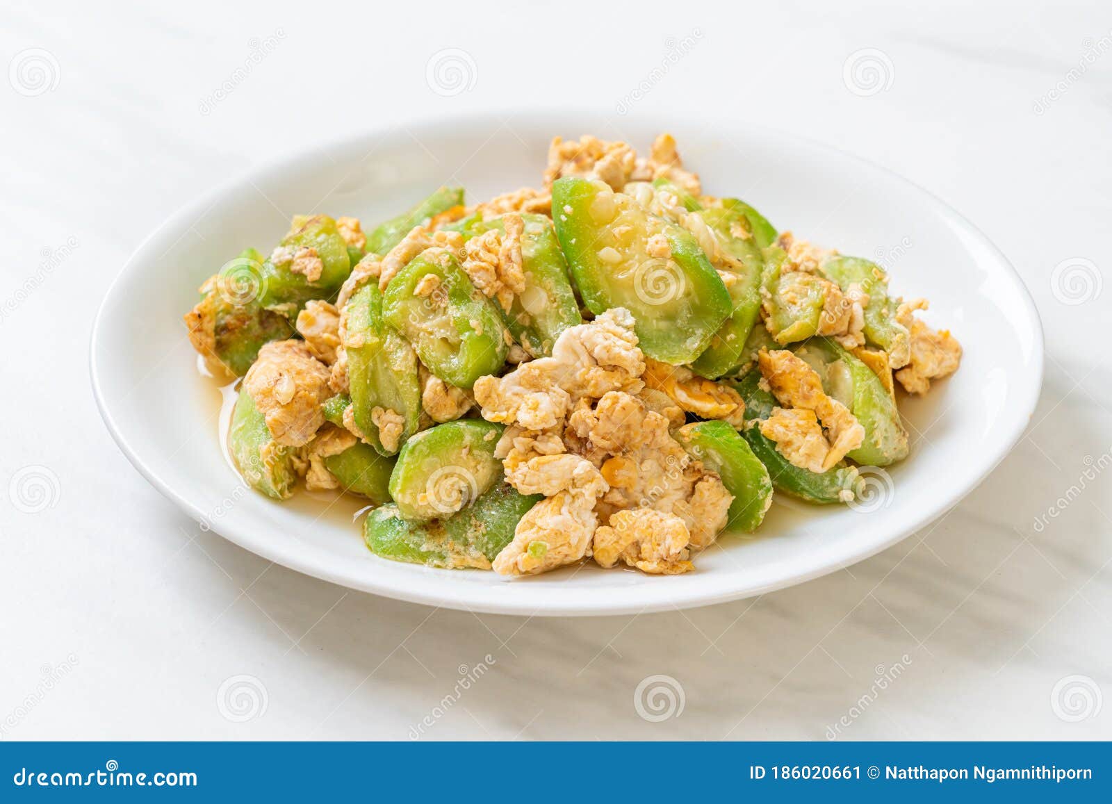 Stir Fried Angled Gourd with Egg Stock Image - Image of cook, ridge ...