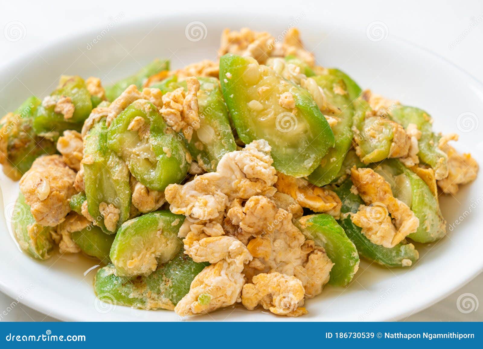 Stir Fried Angled Gourd with Egg Stock Image - Image of fried, luffa ...