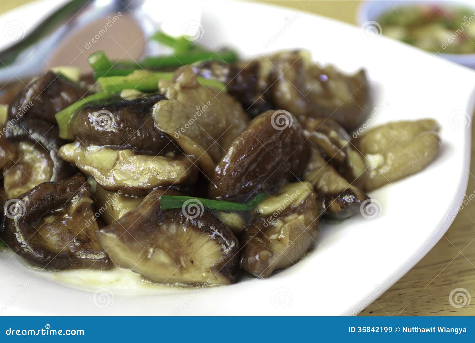 Stir Fried Shiitake Mushroom Stock Image - Image of oyster, fresh: 35842199