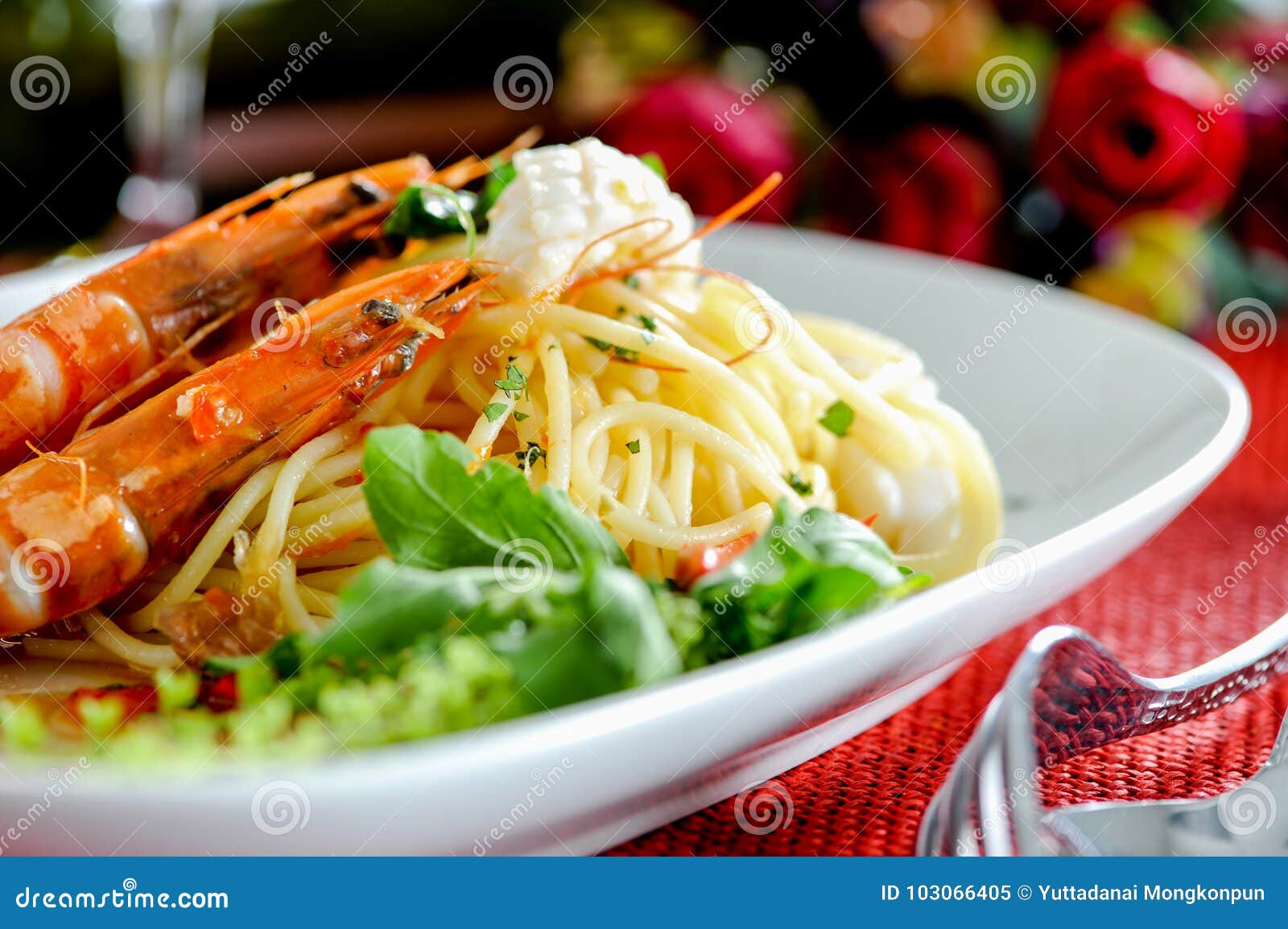 Stir-fried spicy spaghetti stock image. Image of spaghetti - 103066405 Stir-fried spicy spaghetti stock image. Image of spaghetti - 103066405