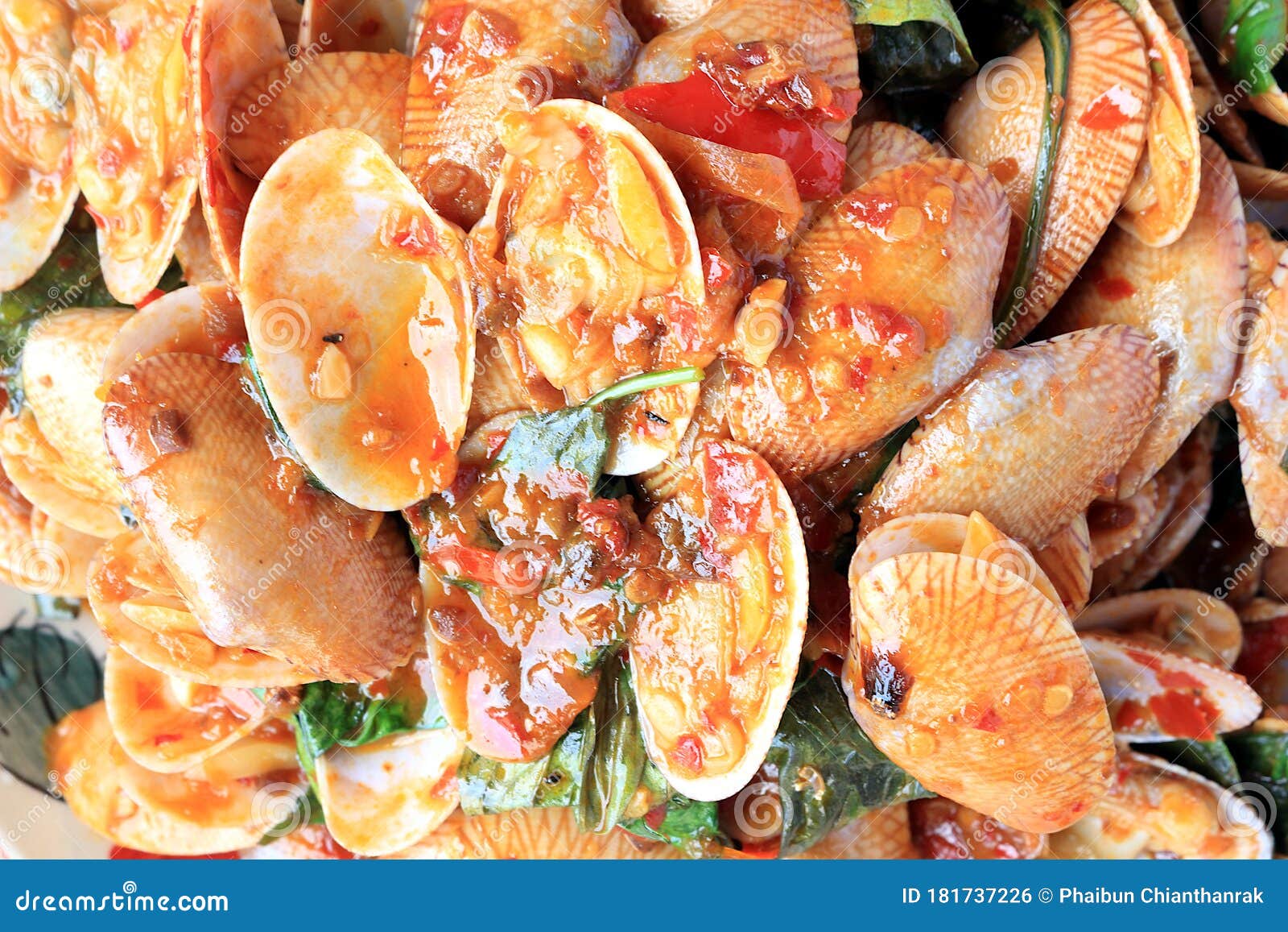 Stir Fried Striped Clams with Basil, Chilli Paste, Garlic and Fresh ...