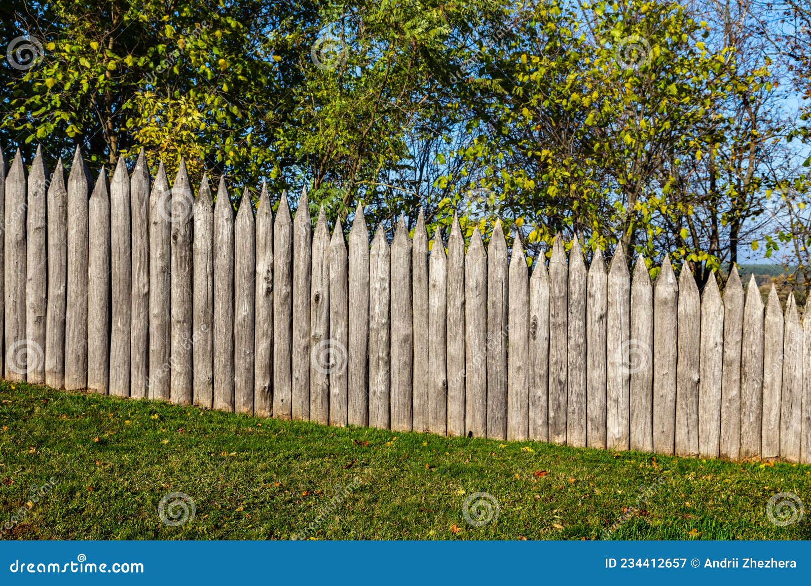 Stockade Fence, Sharpened and Pointed Tree Trunks Stock Image - Image ...