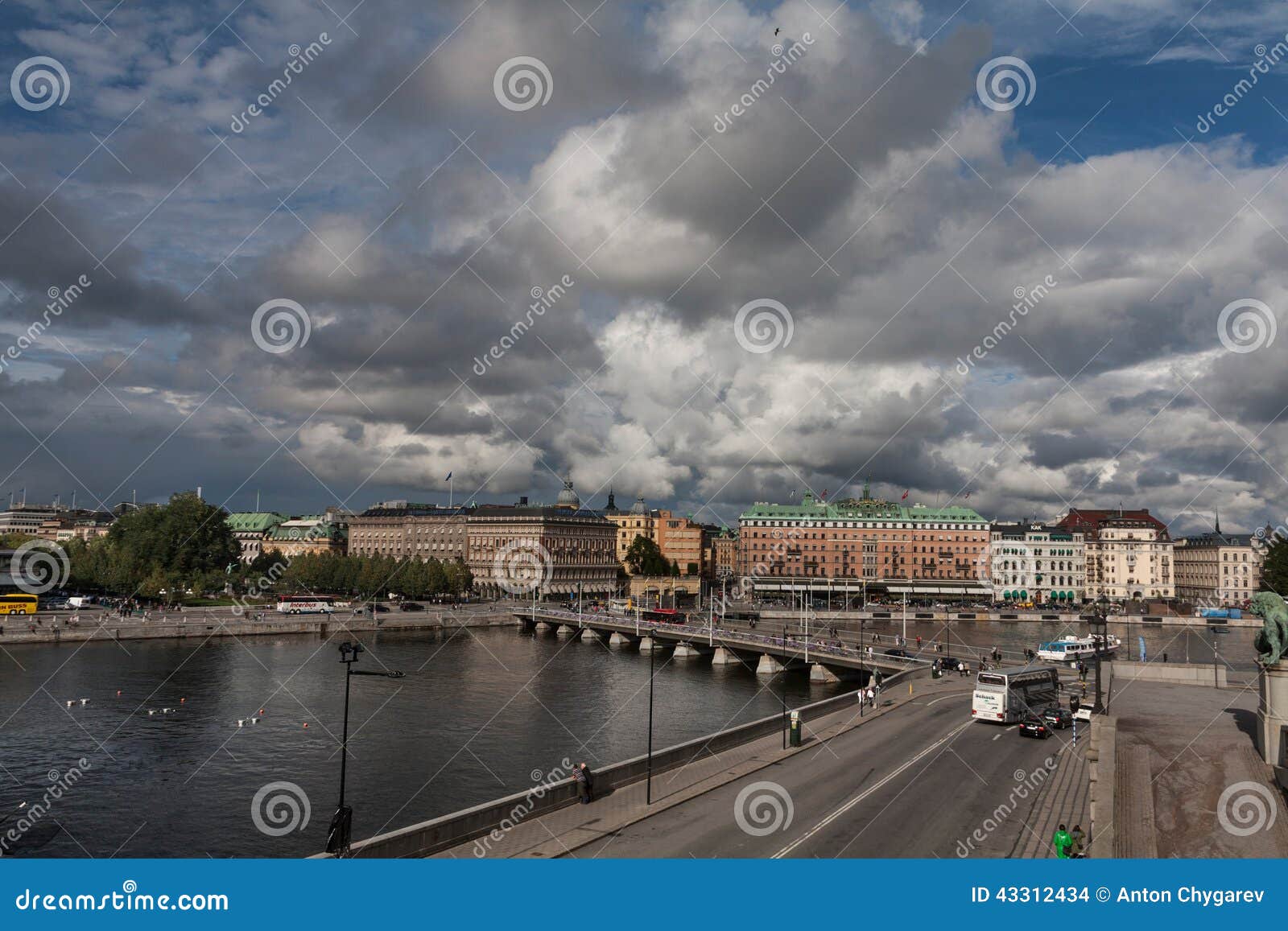 Stockholm riverside editorial stock image. Image of line - 43312434