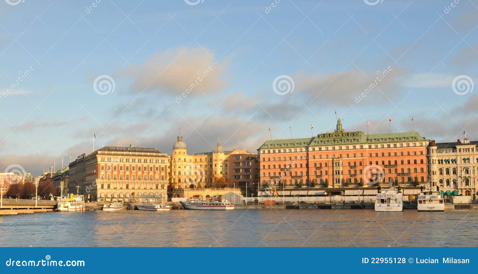 Stockholm at sunset editorial stock photo. Image of city - 22955128