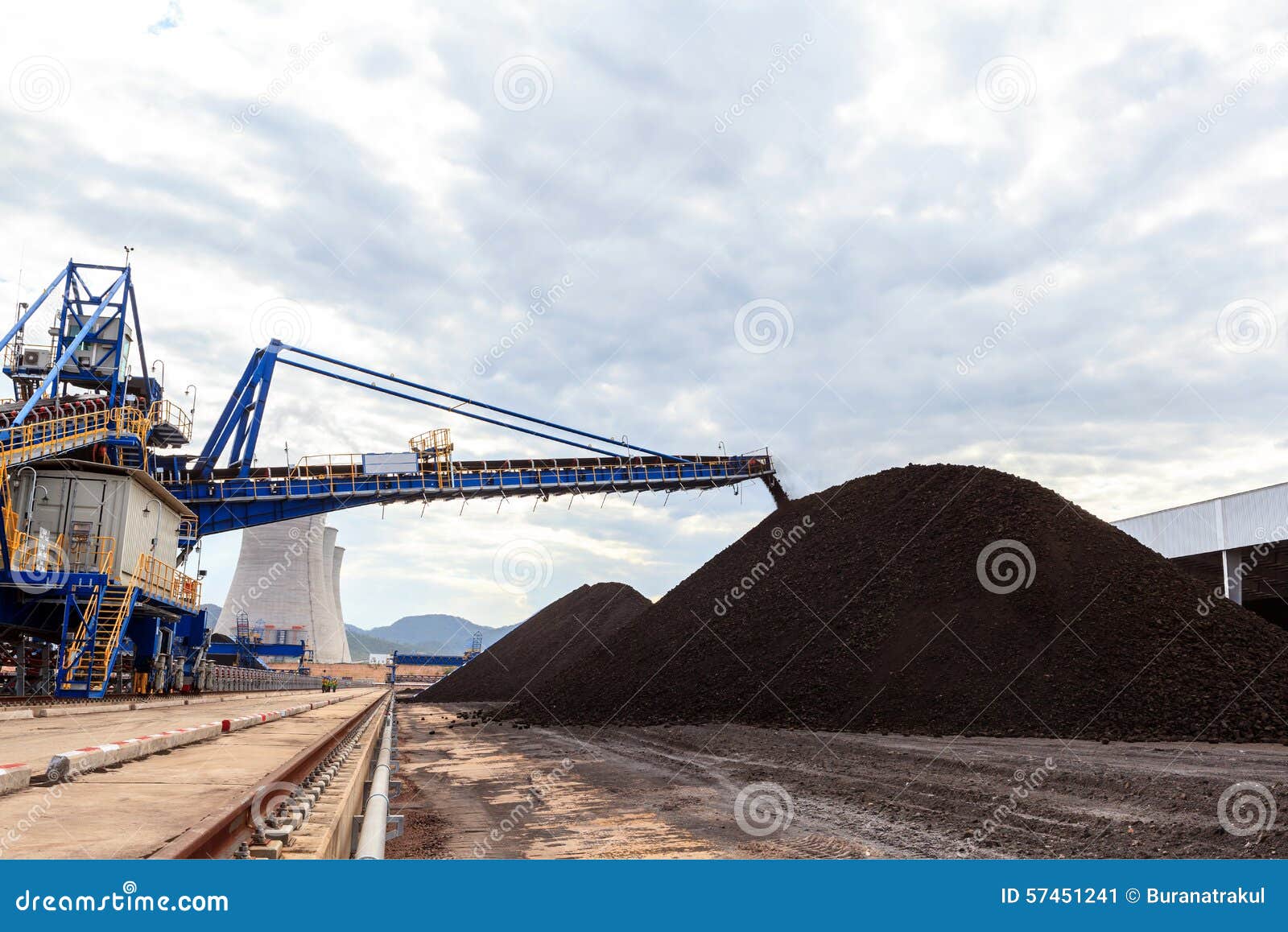 Stockpile of Coal stock image. Image of environment, huge - 57451241