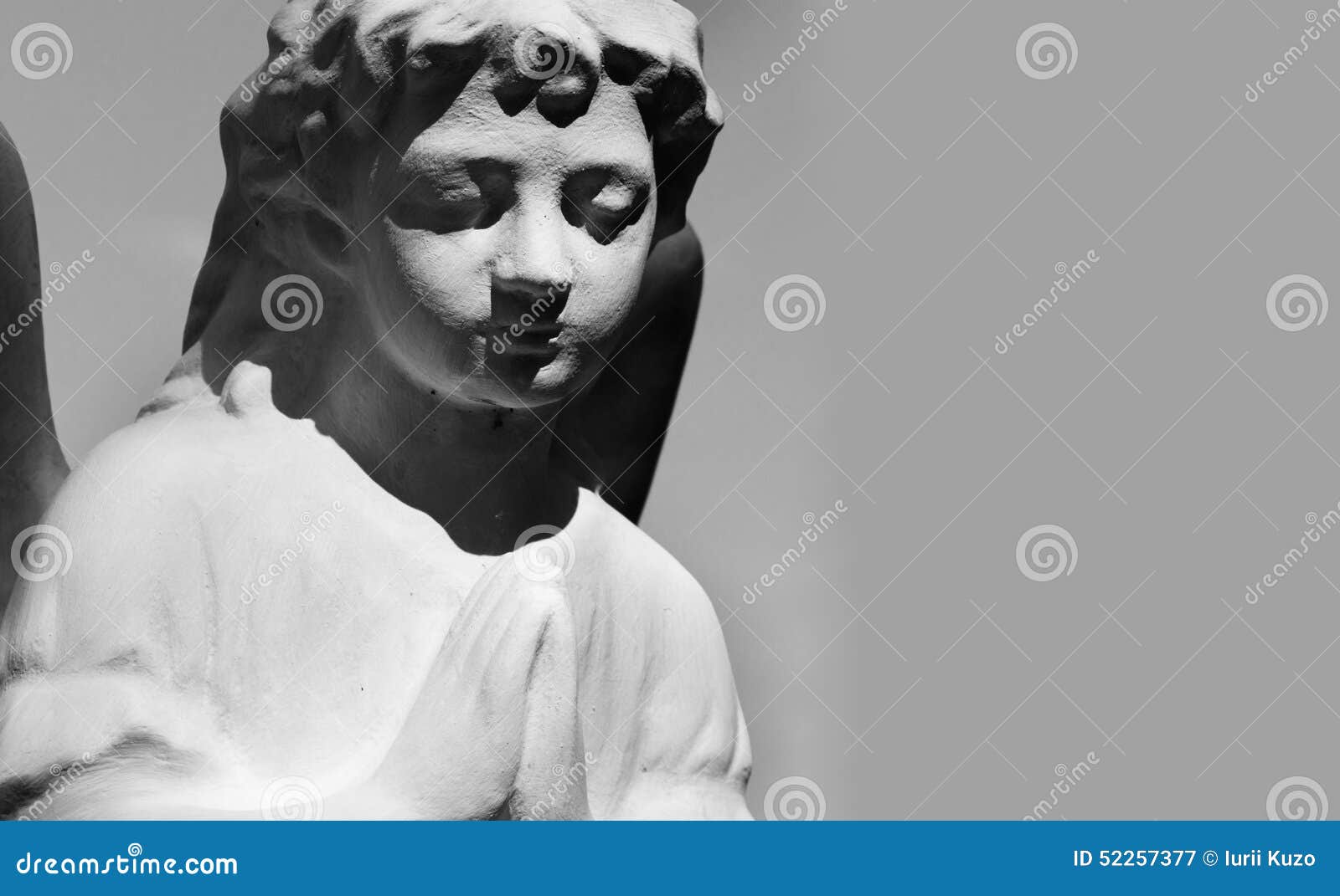 Stone Angel in Black and White Stock Image - Image of death, face: 52257377