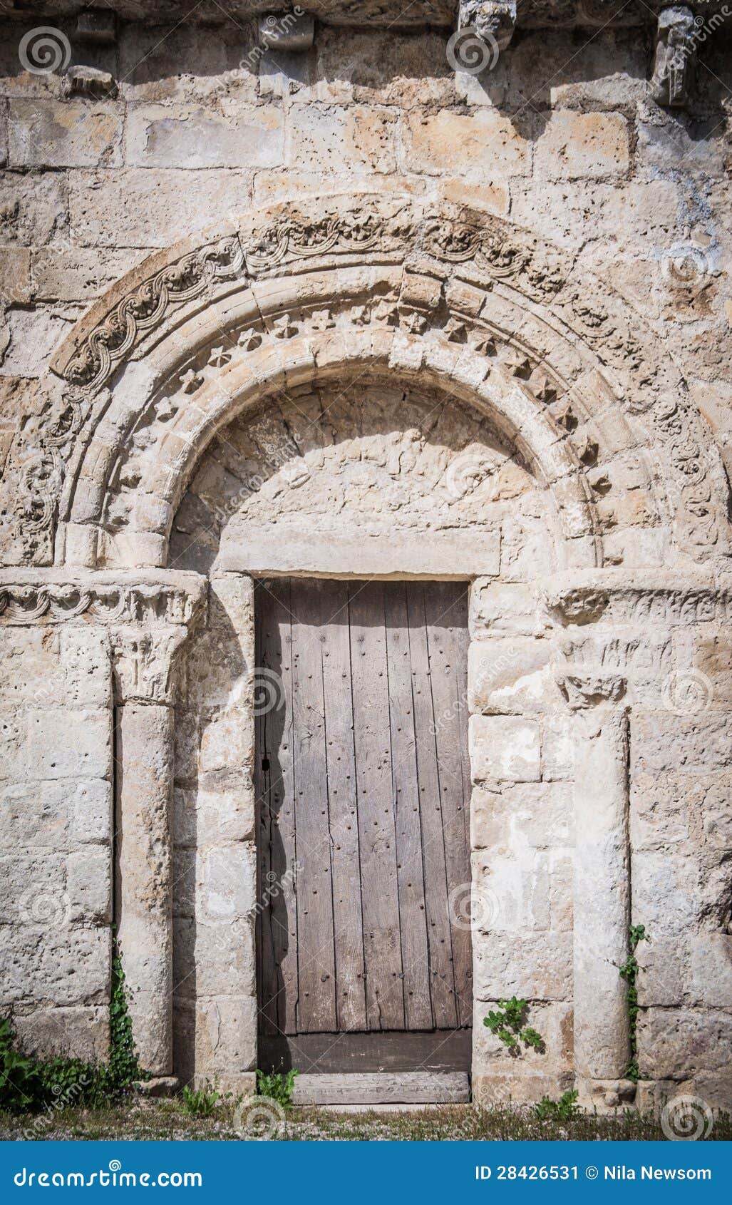 Stone Arch stock image. Image of archway, sculpture, antique - 28426531