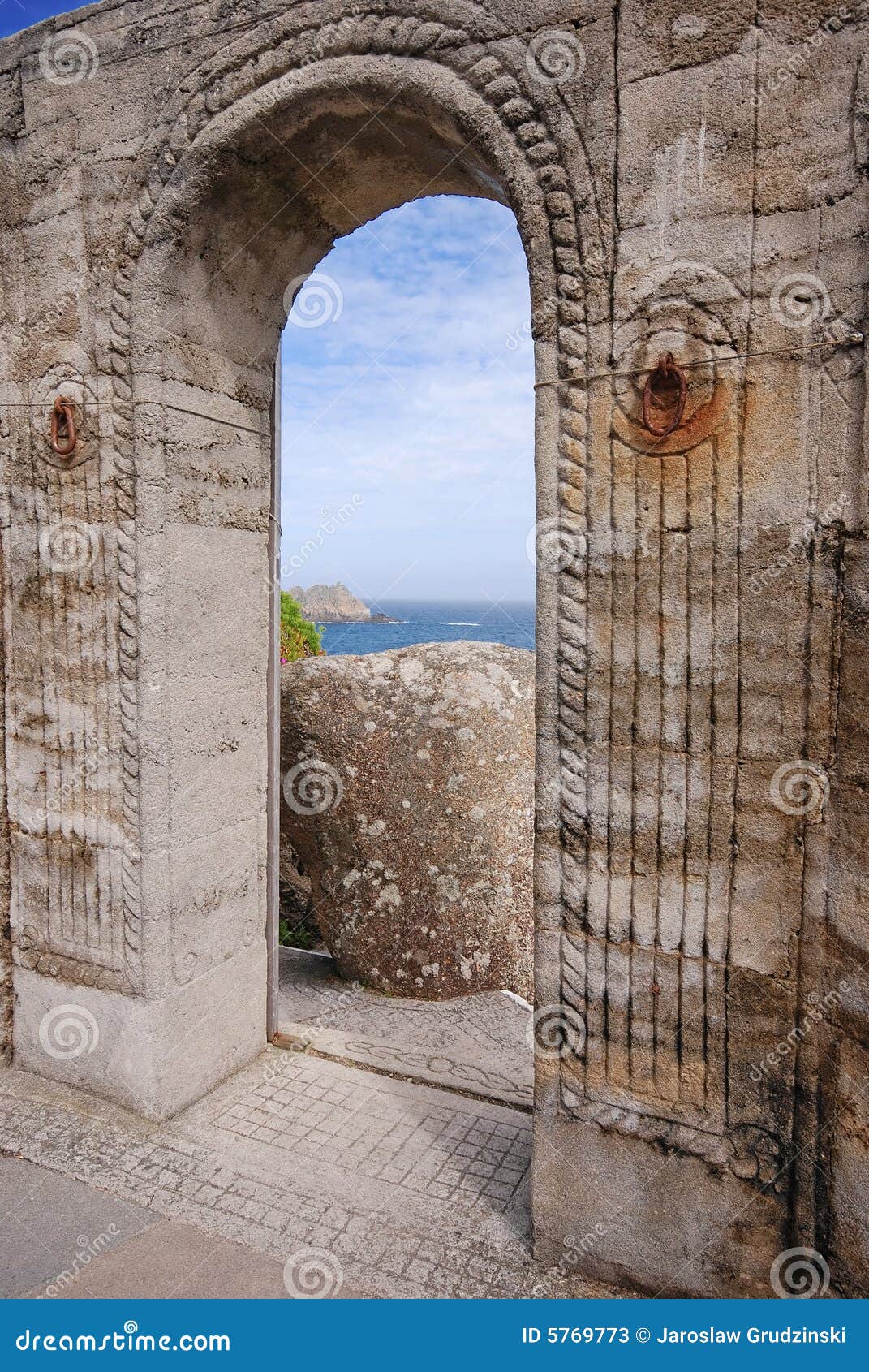 Stone arch stock image. Image of blue, lands, cornwall - 5769773