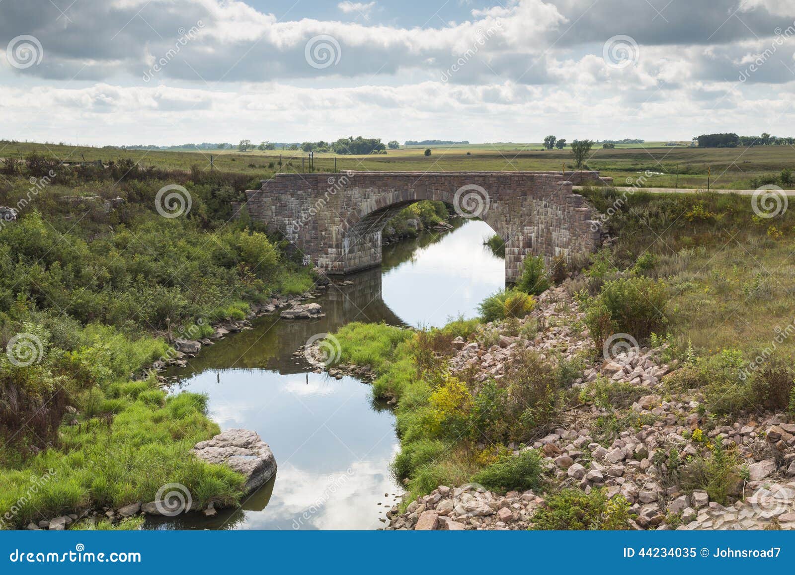 Stone Arch Bridge Scenic stock image. Image of landscape - 44234035