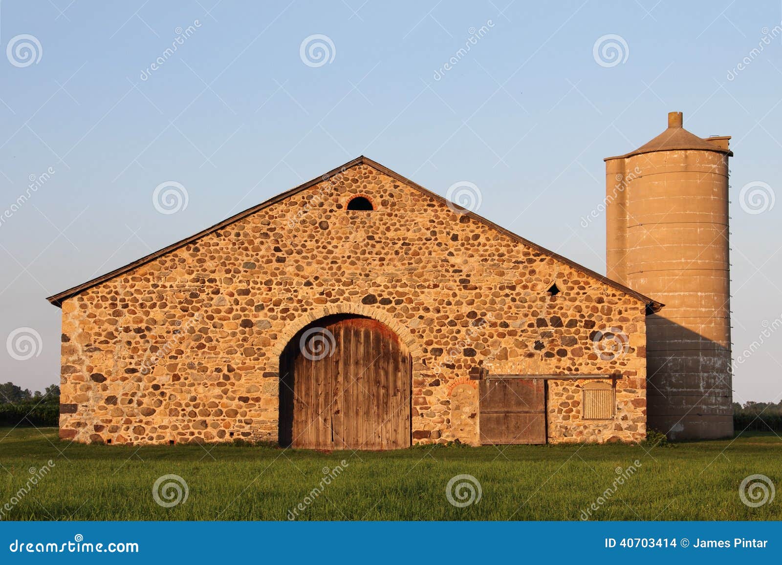 Stone Barn - Retro Rural Building Stock Photo - Image of construction ...