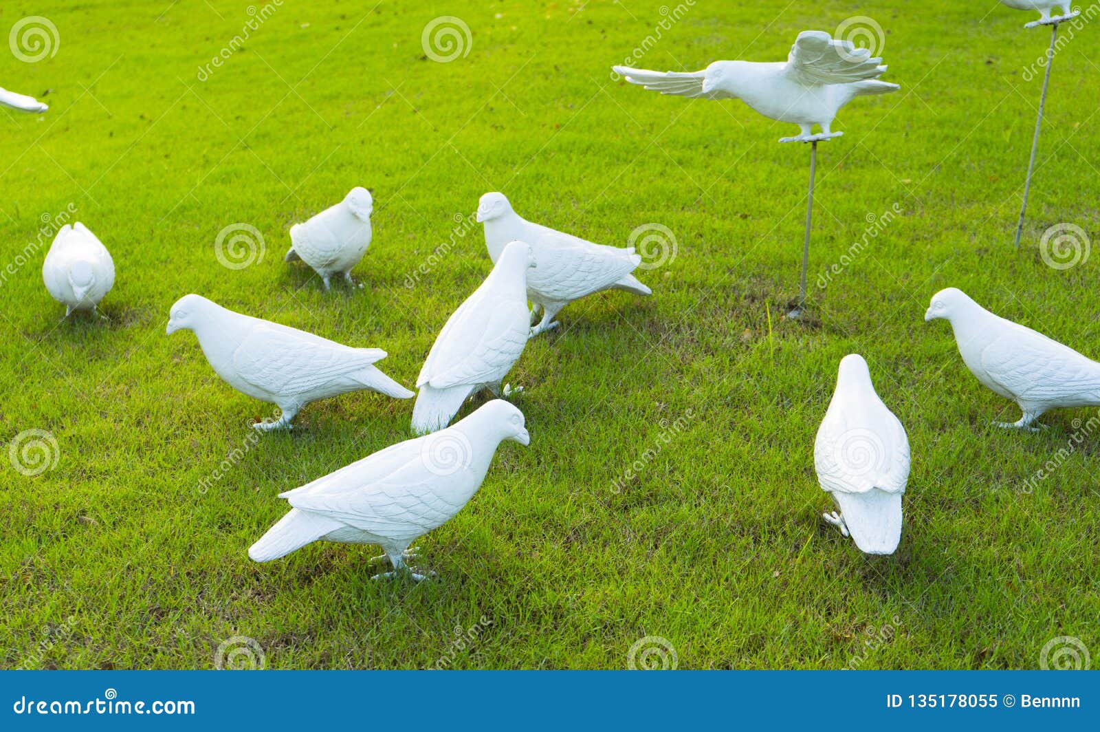 Stone Bird Sculpture in the Park Stock Image - Image of botanical, body ...