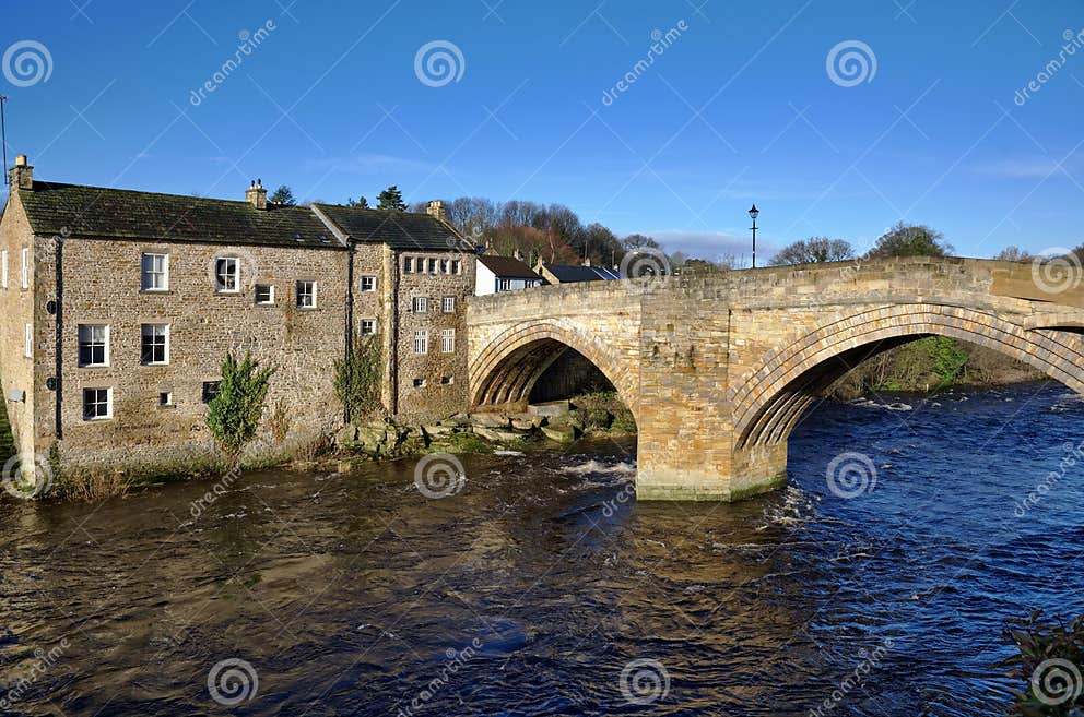 Stone Bridge and Building in Barnard Castle Stock Image - Image of ...