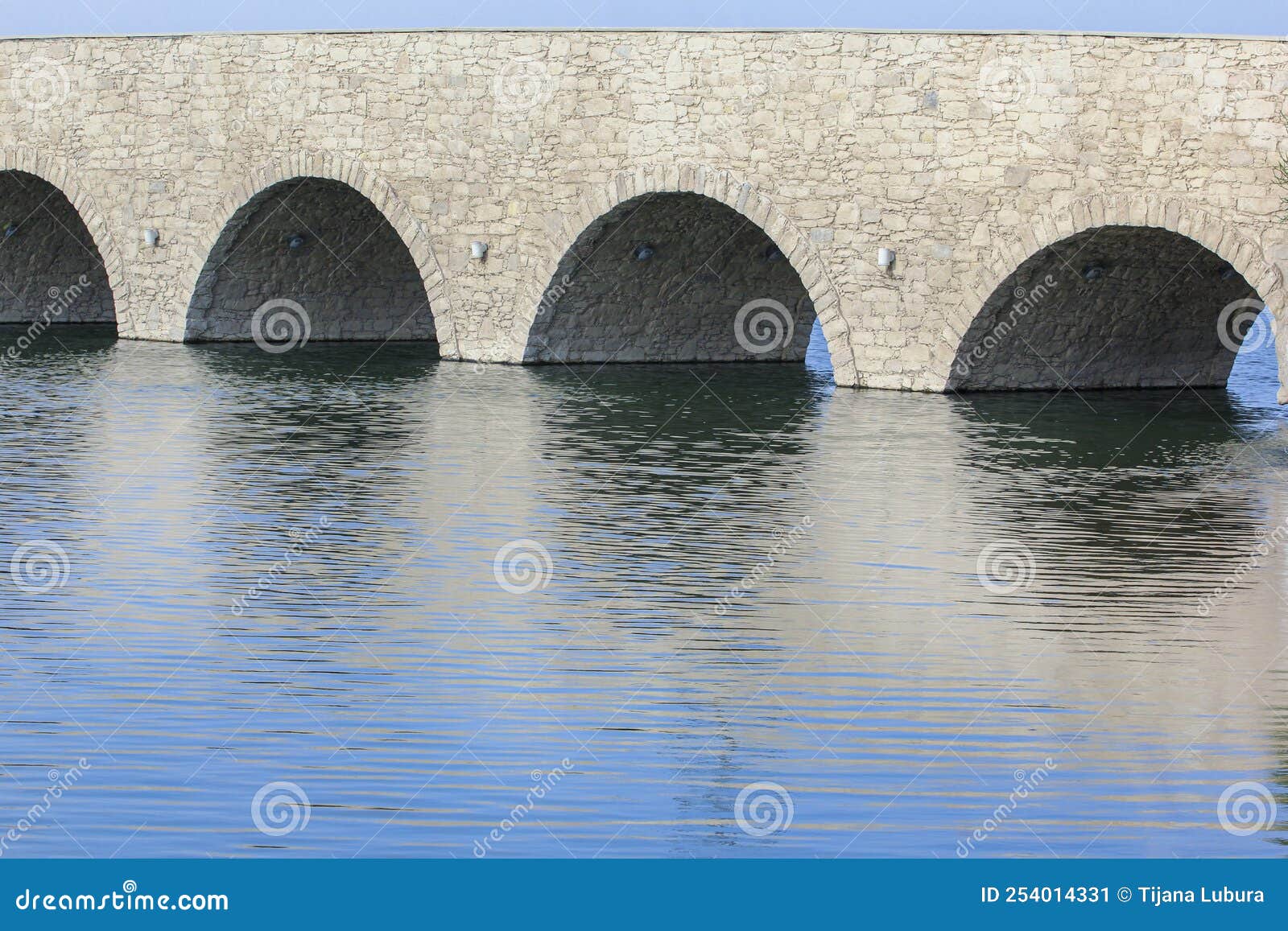 Stone Bridge and Water Reflection Stock Image - Image of medieval ...