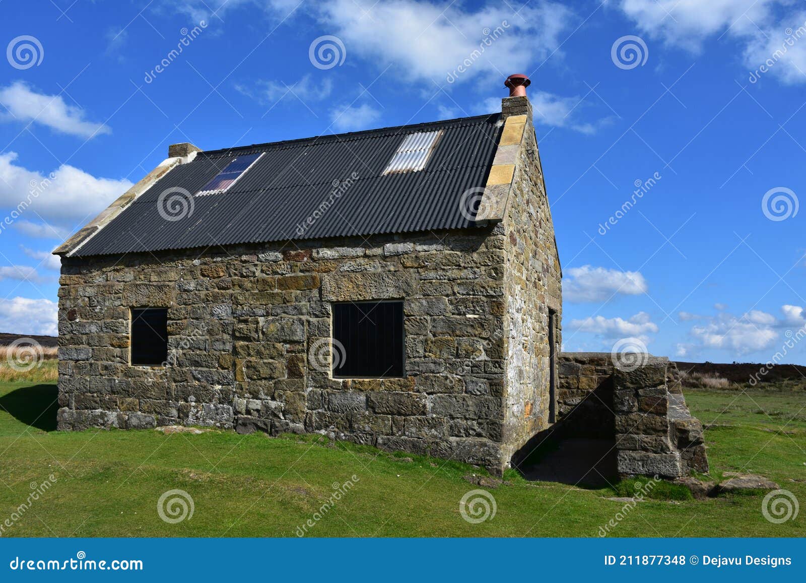 Stone Building on the Moors in Northern England Stock Photo - Image of ...