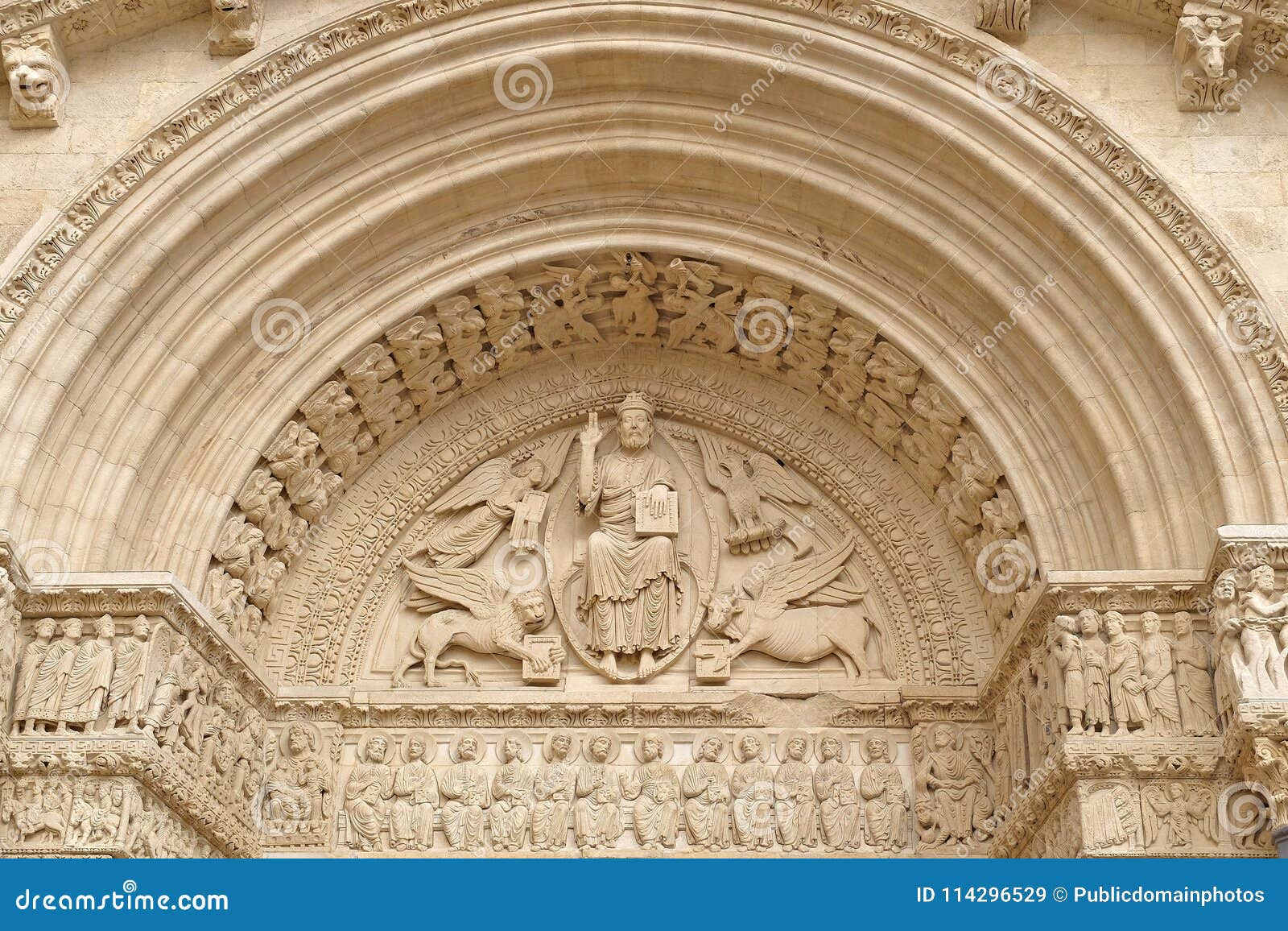 Stone Carving, Arch, Historic Site, Carving Picture. Image: 114296529