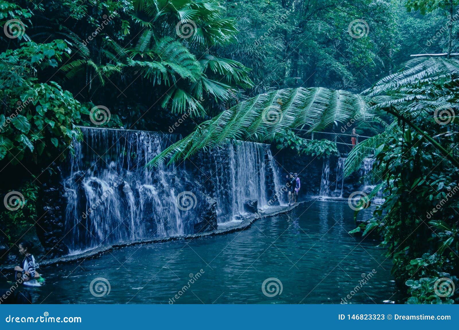 Stone cold spring falls editorial stock photo. Image of falls - 146823323