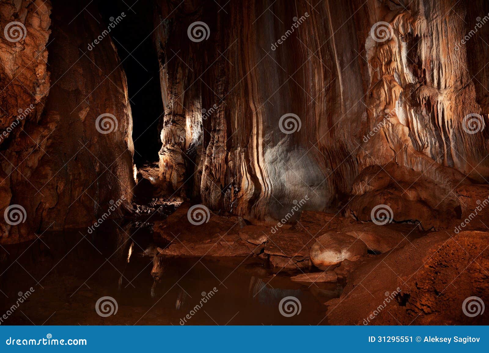 Stone columns in a cave stock image. Image of earth, discovery - 31295551