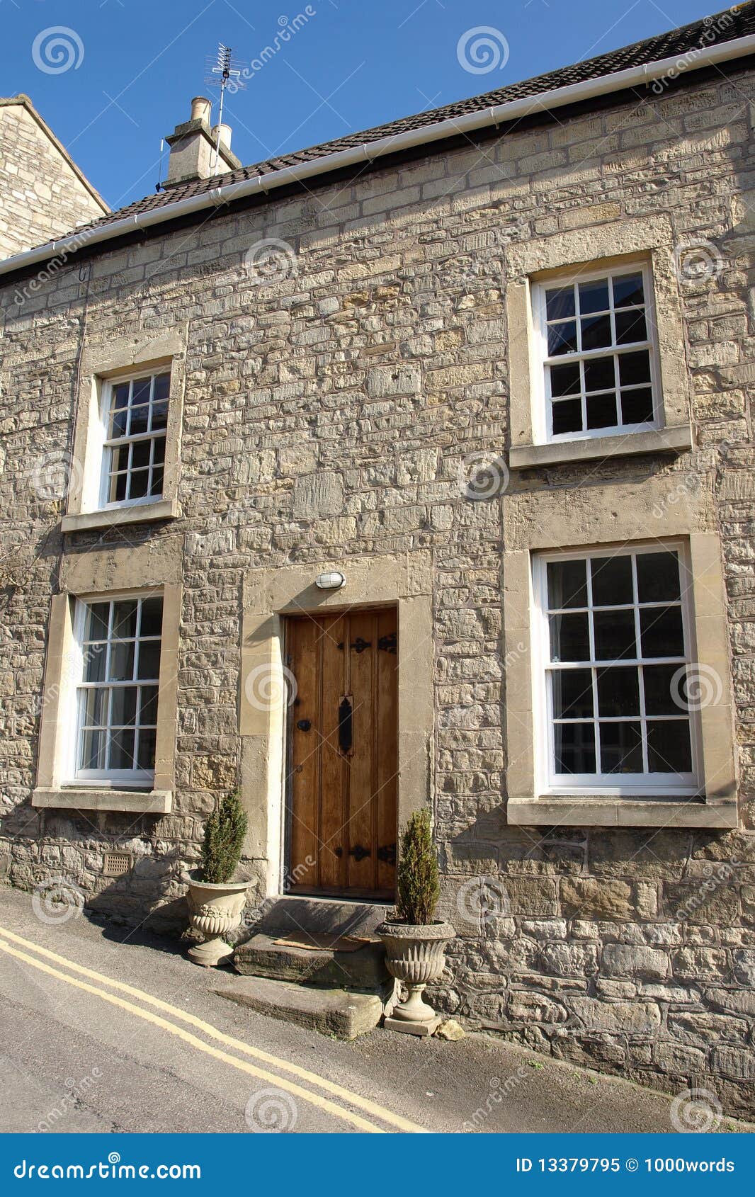 Stone Cottage Home stock image. Image of hotel, finance - 13379795