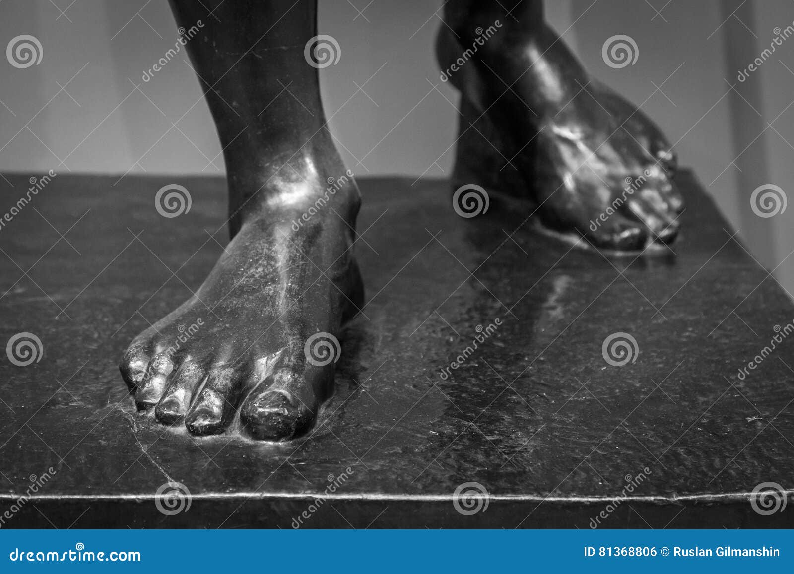 Stone Foot of Ancient Roman Statue Editorial Photo - Image of grey ...