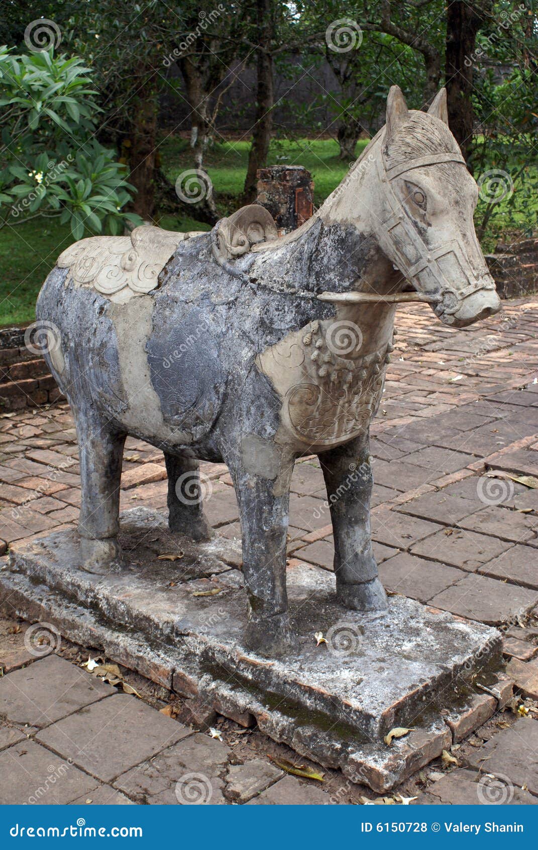 Stone horse stock photo. Image of gray, culture, indochina - 6150728
