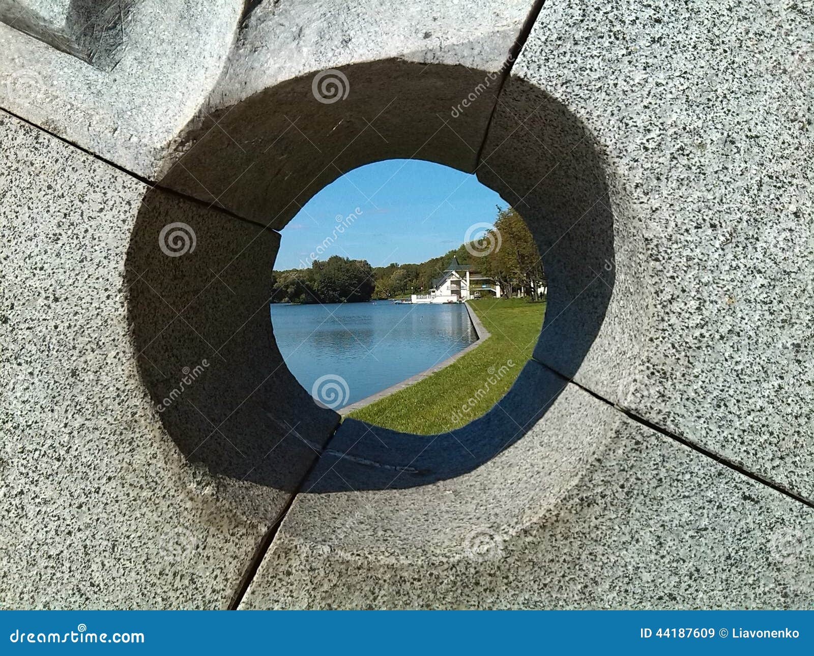Through stone editorial stock image. Image of beach, stone - 44187609
