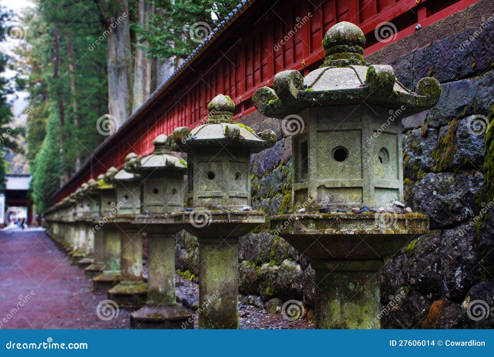Stone Lanterns at Toshogu Shrine, Nikko, Japan Editorial Stock Image ...