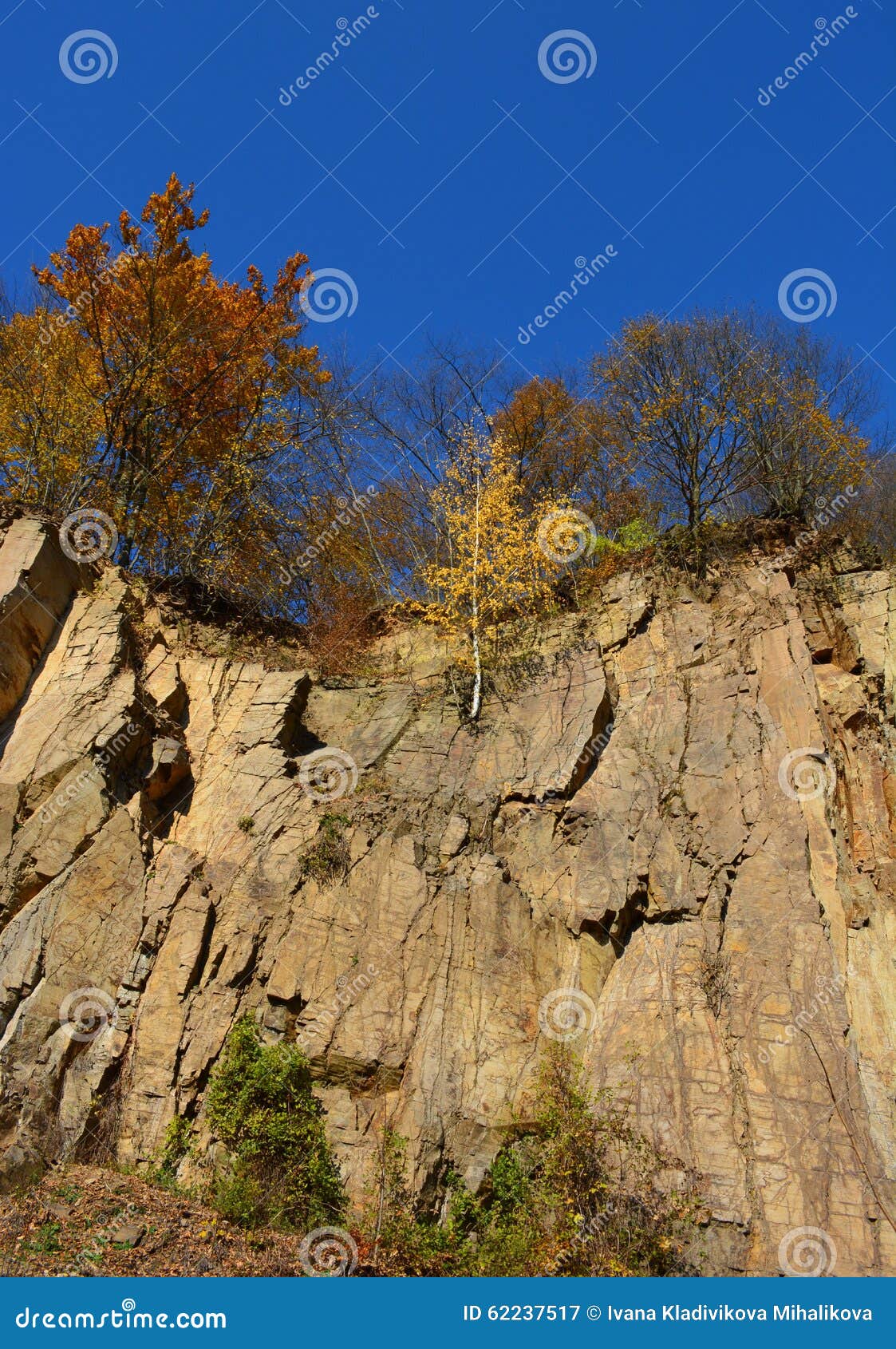 Stone-pit in the autumn stock image. Image of environment - 62237517