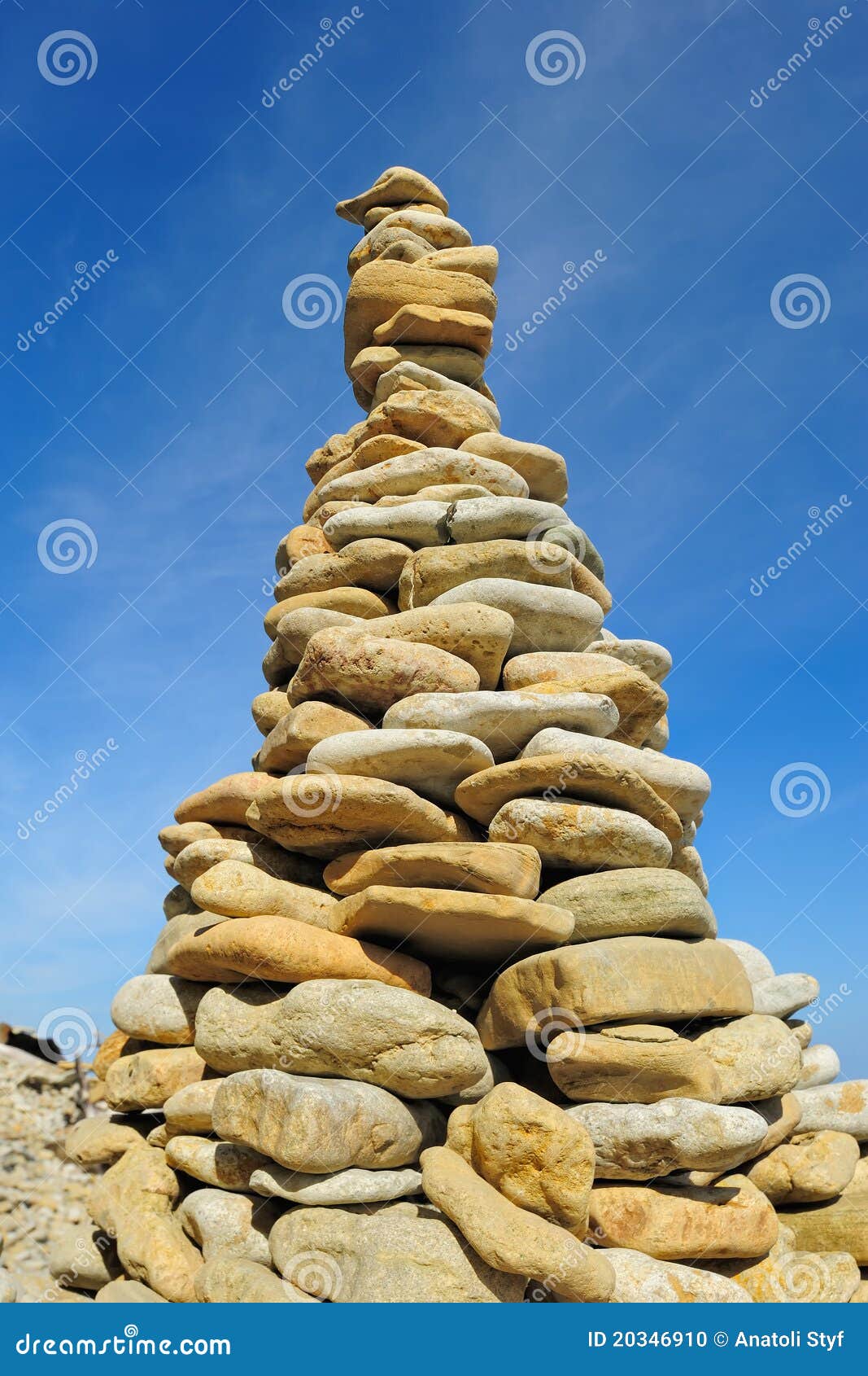 Stone Pyramid stock photo. Image of stack, equilibrium - 20346910