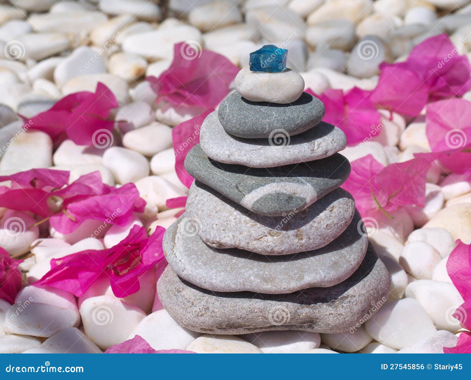 3,257 Pyramid Flowers Stock Photos - Free & Royalty-Free Stock Photos ...