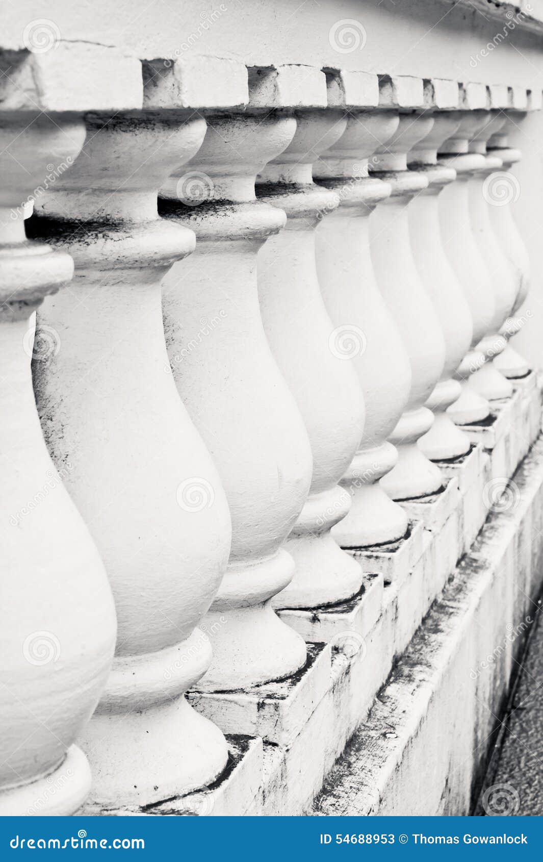 Balustrade Wall Royalty-Free Stock Photo | CartoonDealer.com #45234429