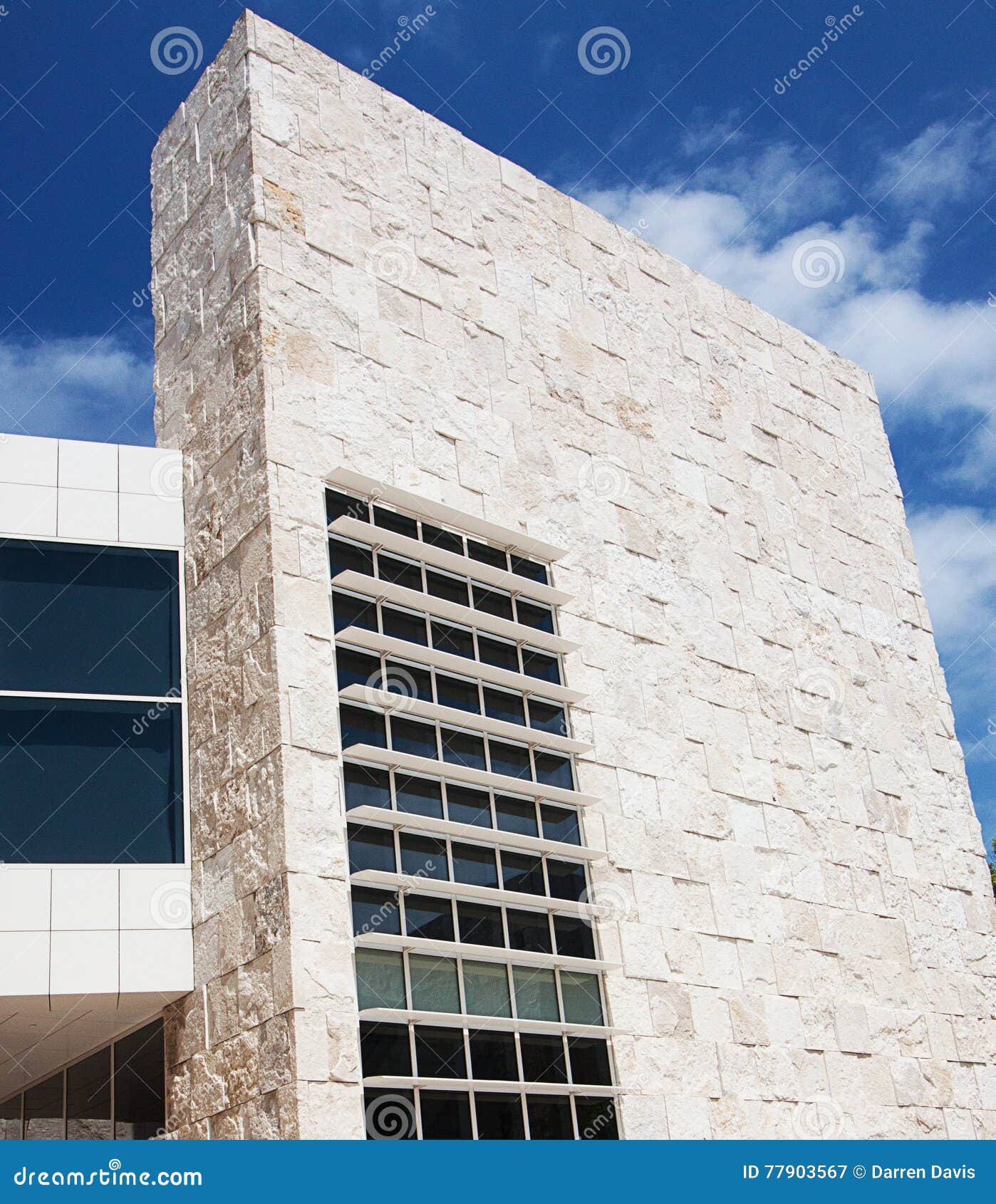 Stone wall at the Getty editorial photography. Image of callfornia ...