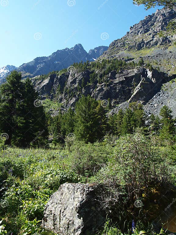 Stone Walls Katun of a Ridge Stock Photo - Image of russia, wood: 16877136