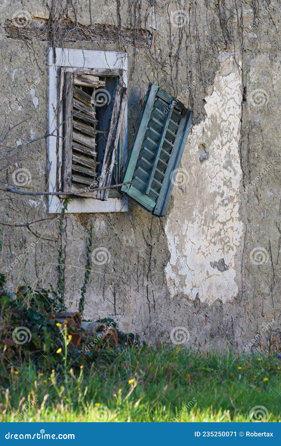 A Broken Decaying Old Timber Farmers Workers Home Surrounded By Native ...